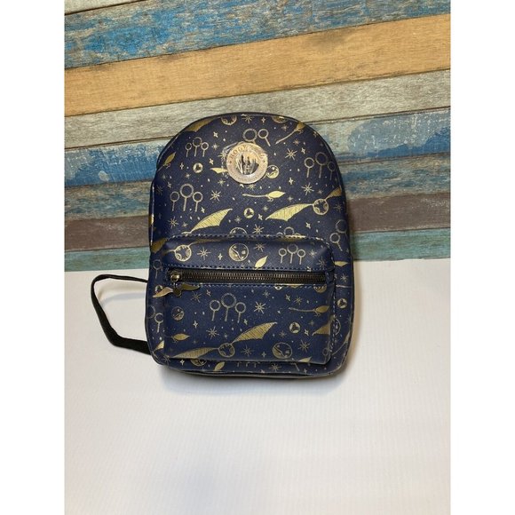 Warner Bros. | Bags | Harry Potter Hogwarts School Of Witchcraft ...